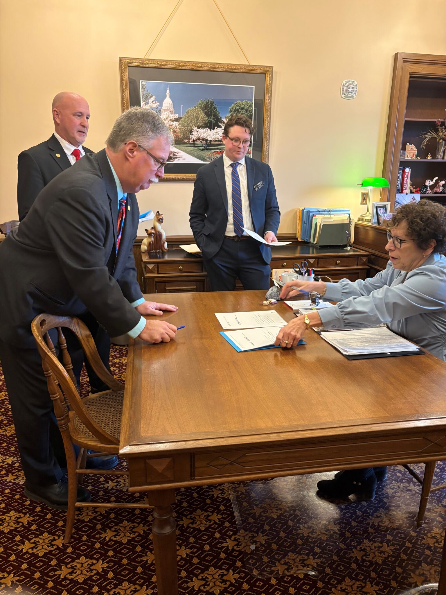 Small Businesses Support House Bills 4001 and 4002 - NFIB
